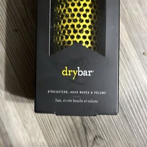 Drybar | Hair | Drybar Double Pint Large Round Ceramic Brush | Poshmark